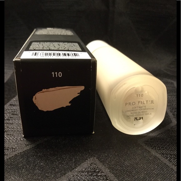 Fenty Beauty | Makeup | Fenty Beauty Pro Filtr Longwear Foundation1 ...